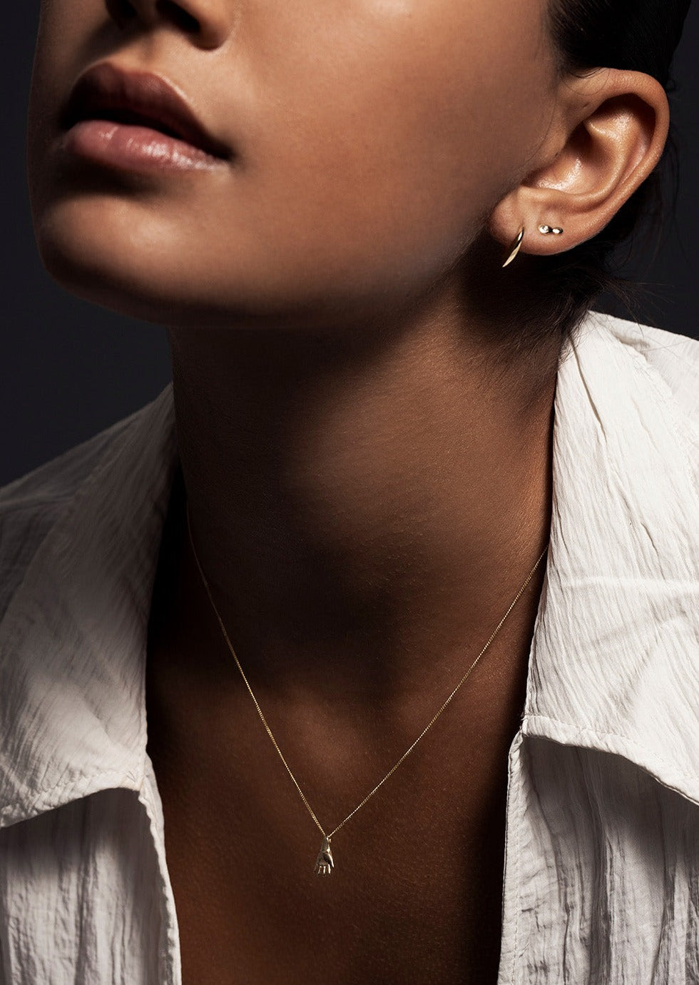 MINI HAND NECKLACE – Ruby Star